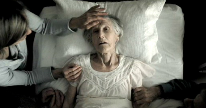 Nurse Reveals The Top 5 Regrets Of People Right Before They Died