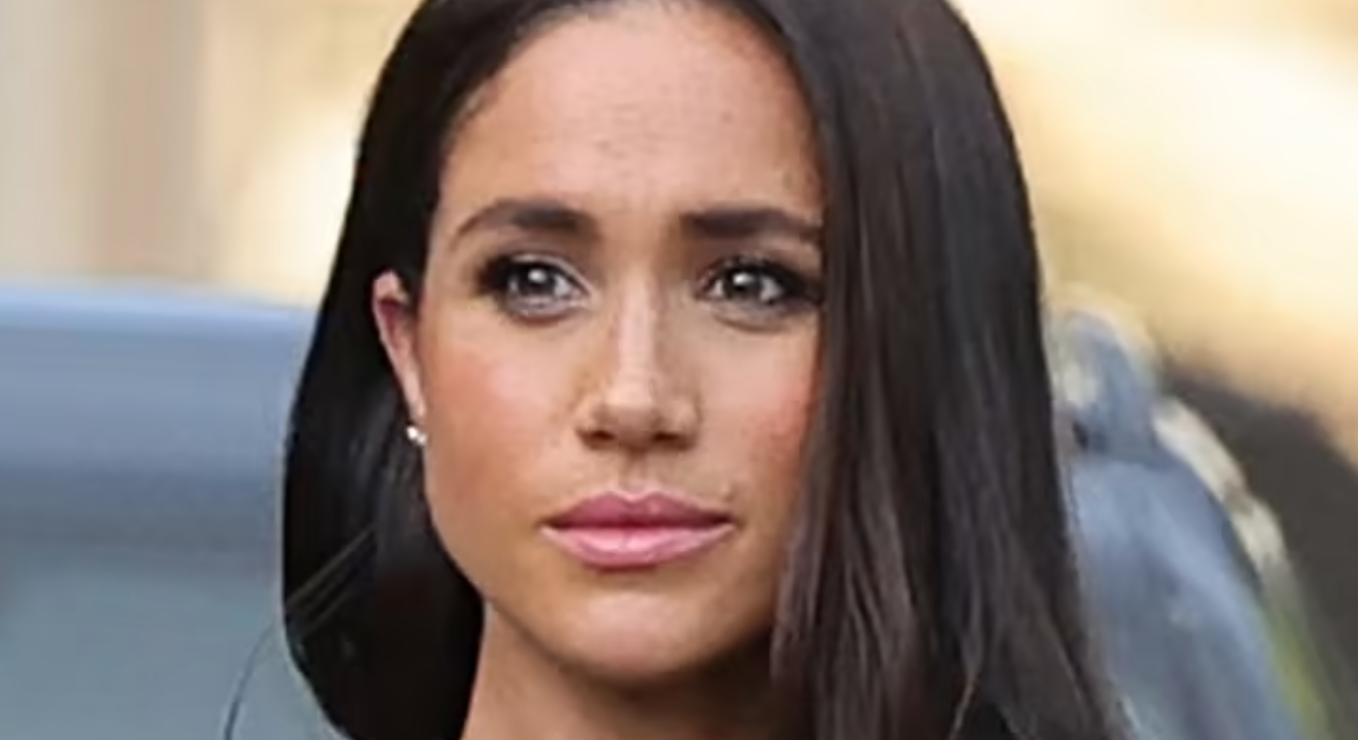 With Or Without Make-Up, These Fabulous Stars Look Absolutely Stunning