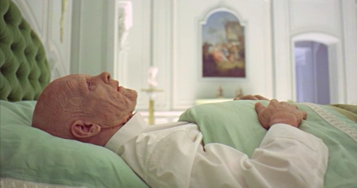 Hospice Nurse Reveals What Most People Say Right Before They Die And What Happens When They Do