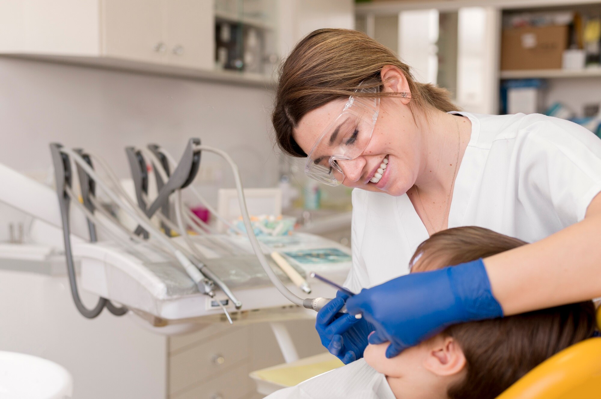 Dentist Issues Warning To Those Who Frequently Use The Shower To Brush ...