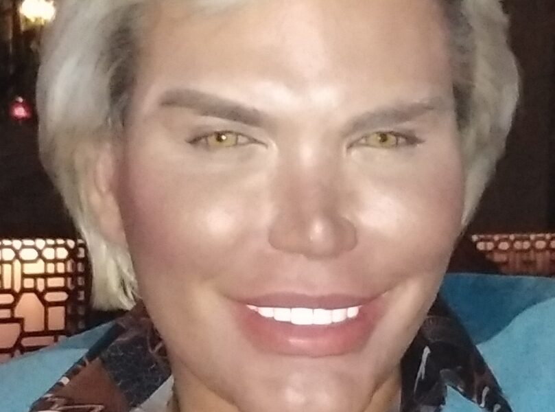 The Shocking True Story Of The Human Barbie Jessica Alves