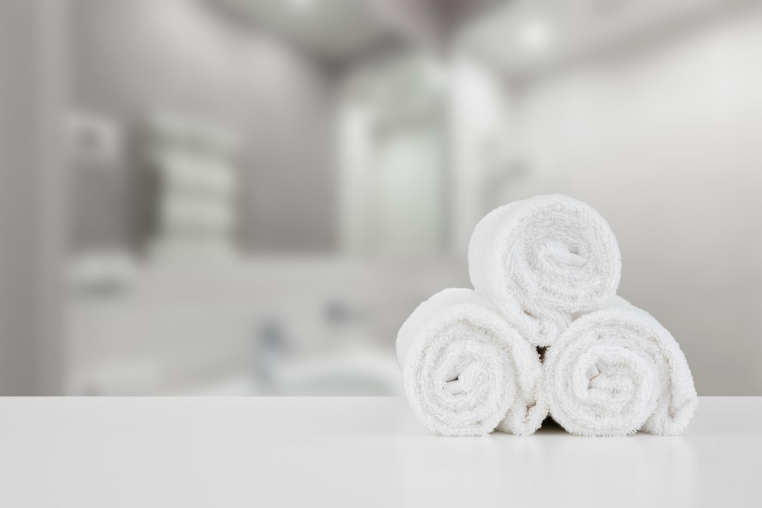The Meaning Behind Those Lines on Bath Towels Will Surprise You ...