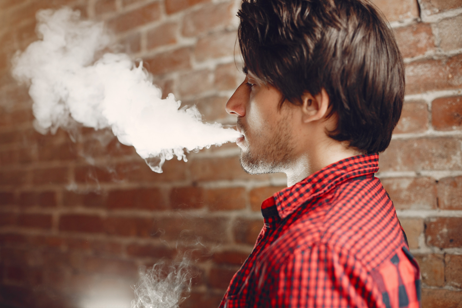 Smoking Crackdown: New French Law Bans Cigarettes At Parks
